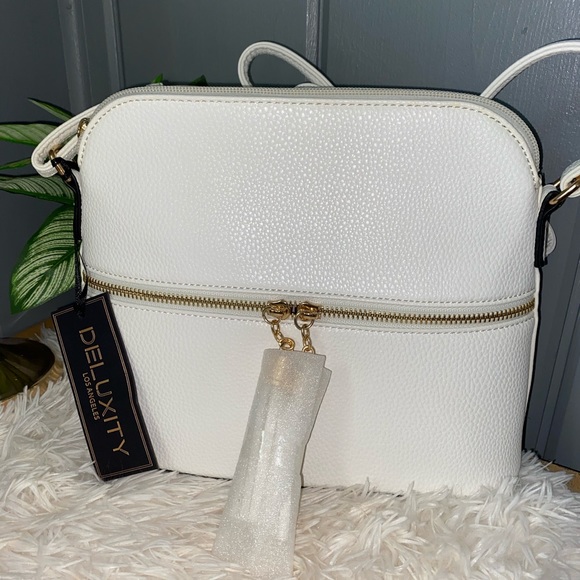 Deluxity | Bags | Deluxity Vegan Crossbody Purse | Poshmark